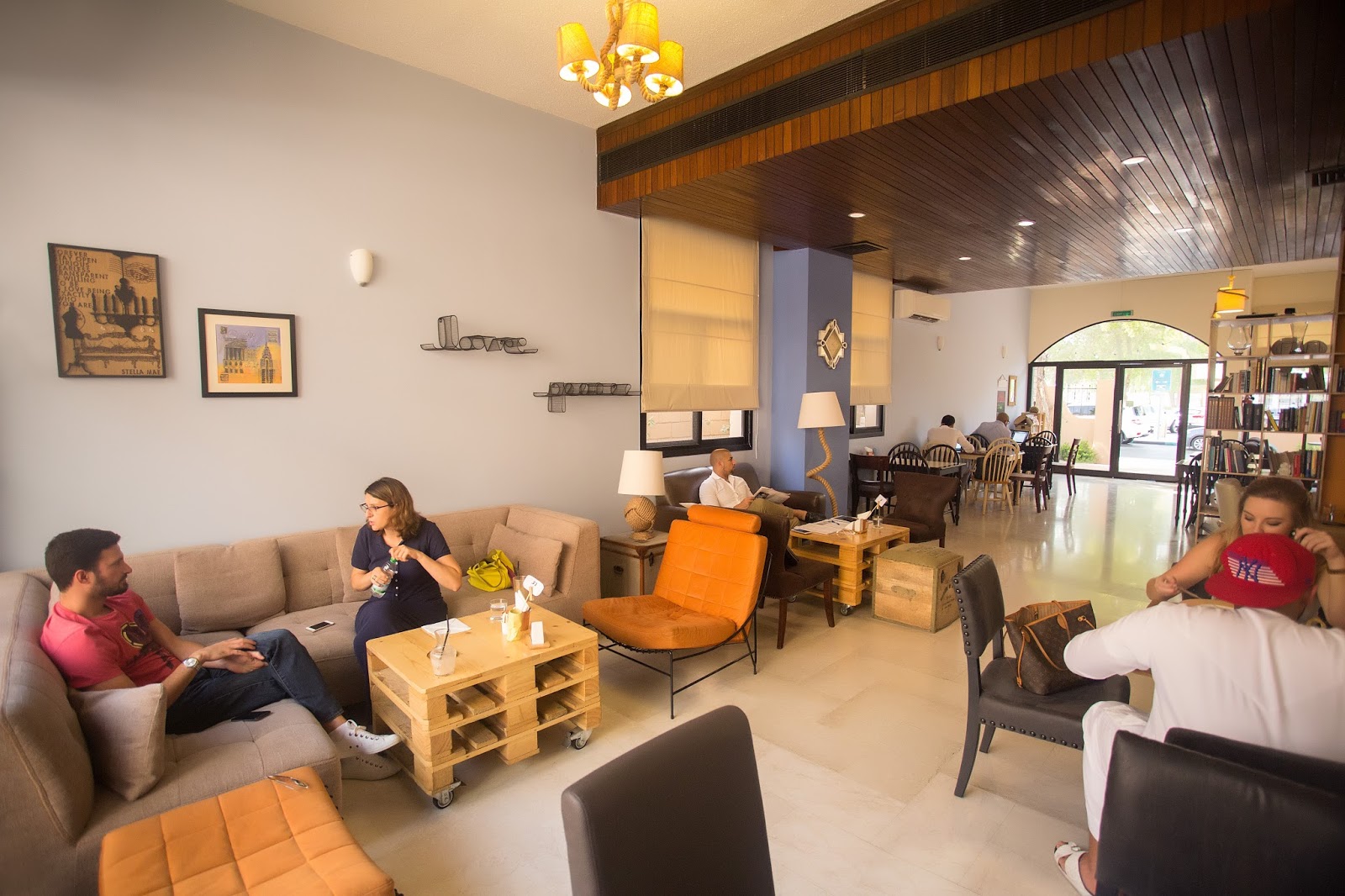 Best kid-friendly cafes in Abu Dhabi with play areas