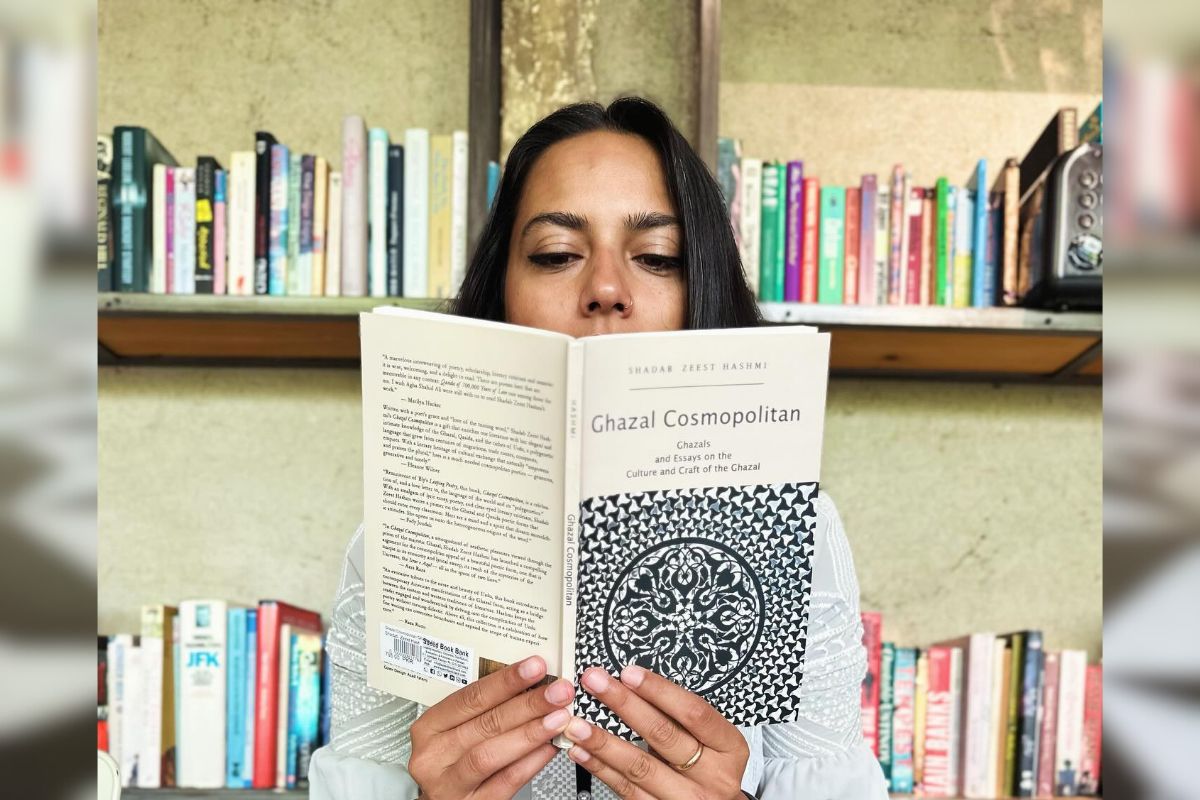 Where to join poetry readings in Abu Dhabi?