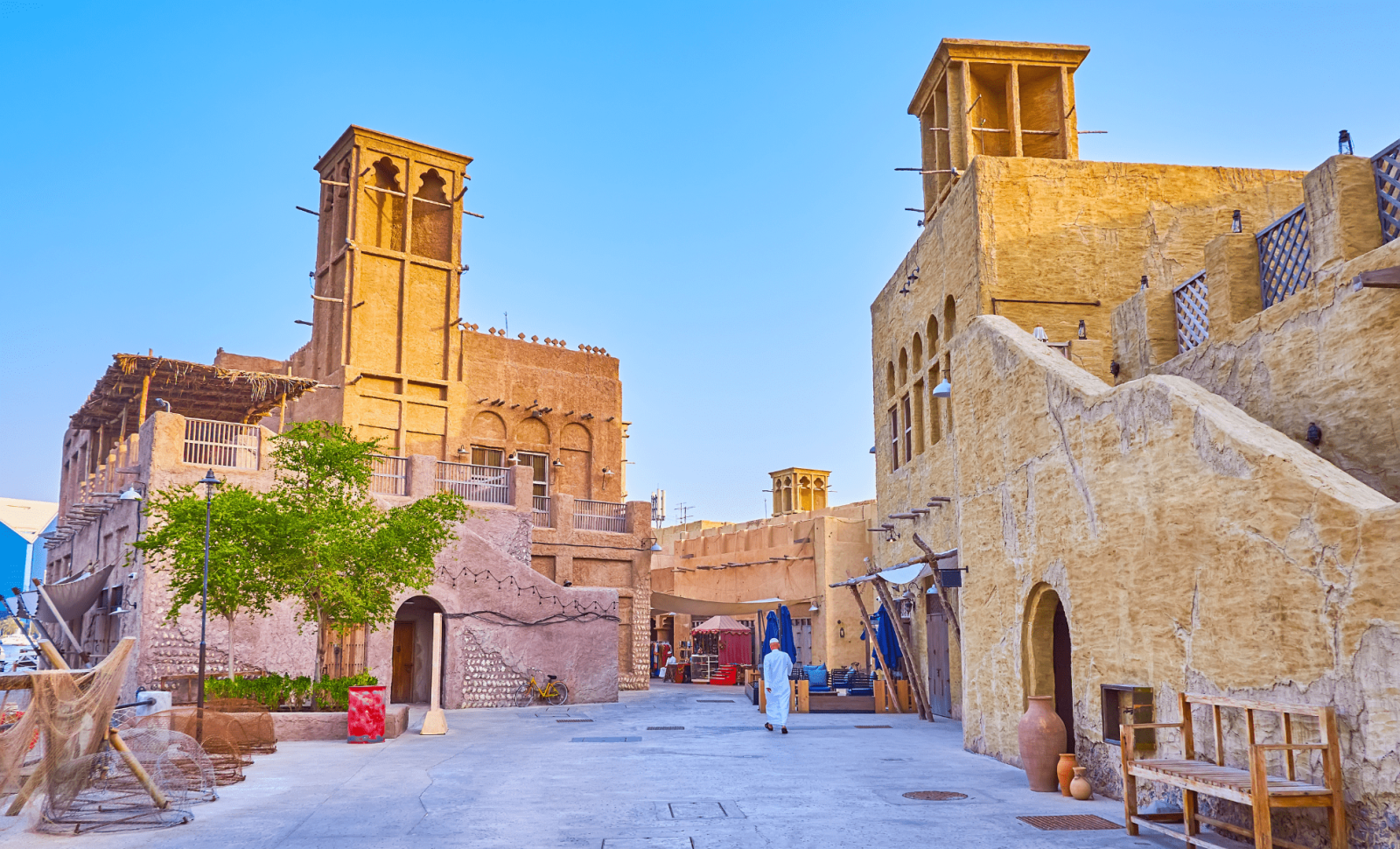 Where to visit traditional Emirati villages near Dubai?